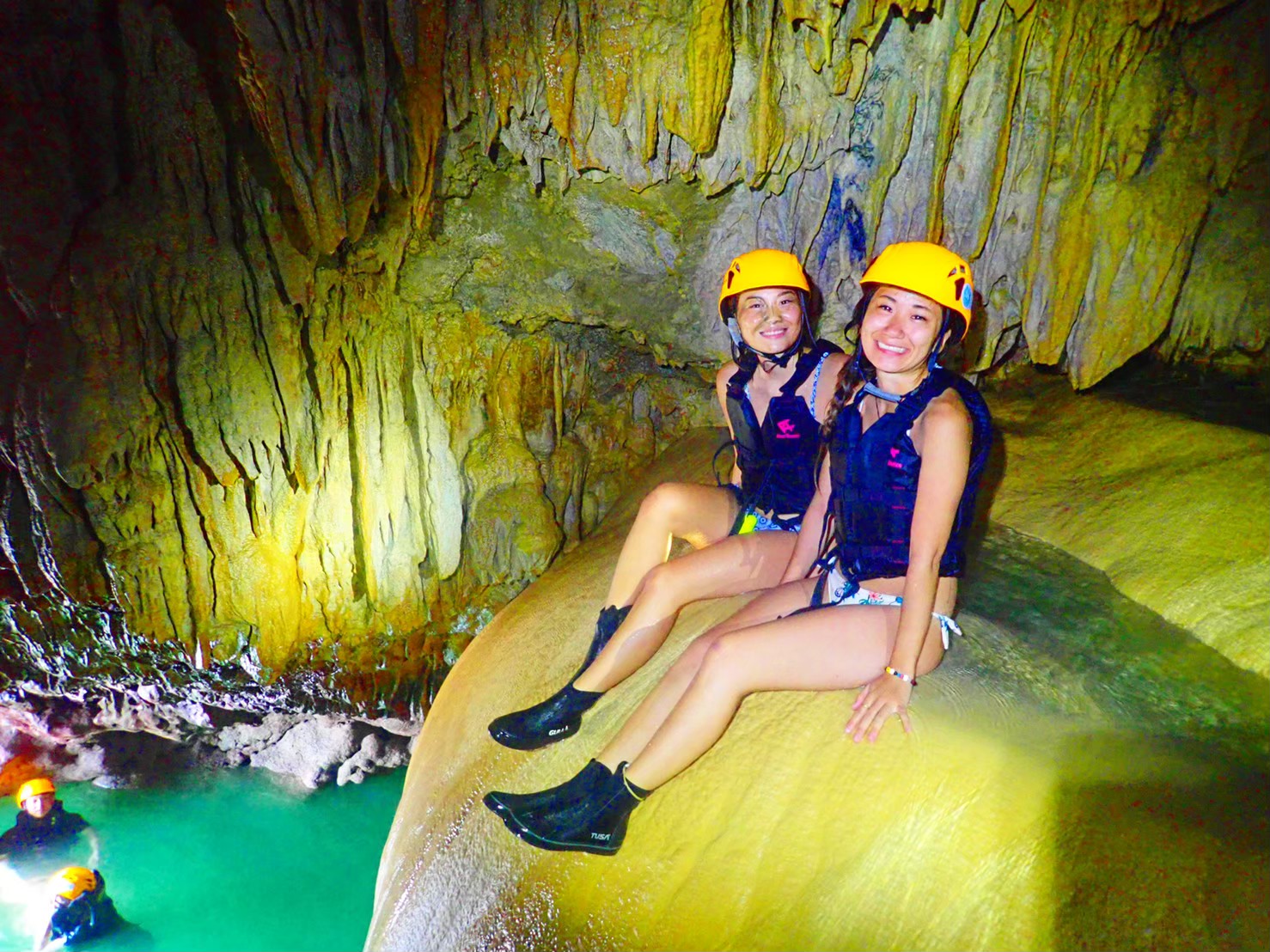 宮古島の神秘的スポット「パンプキン鍾乳洞」｜行き方やケイビングツアーなど楽しみ方をご紹介！ | 宮古島 ADVENTURE PiPi（ピピ）